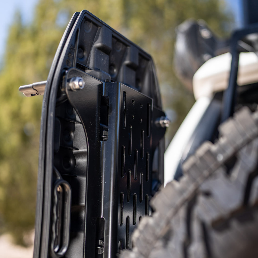 Overland Kitted MAXTRAX® LITE Spare Tire Mount - Rear Camera Friendly