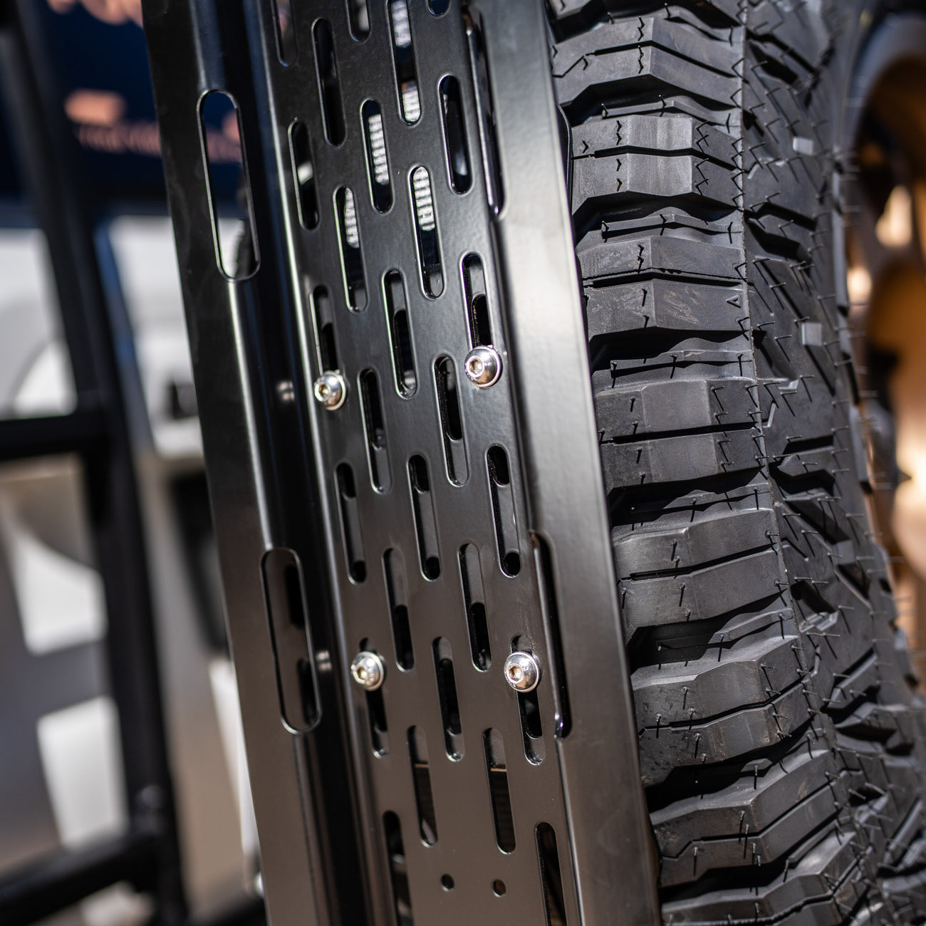Overland Kitted MAXTRAX® MKII + Xtreme Spare Tire Mounting System