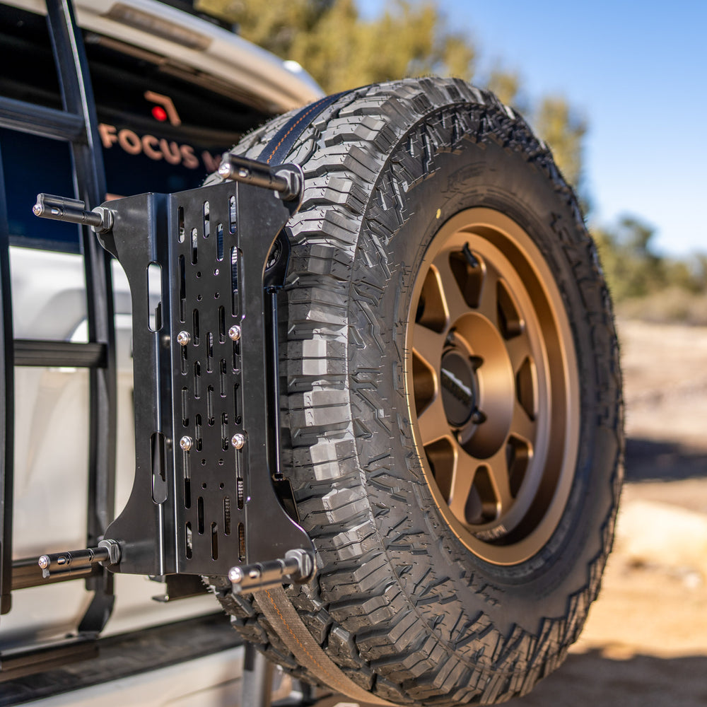 Overland Kitted MAXTRAX® Mini Spare Tire Mount – Camera-Friendly