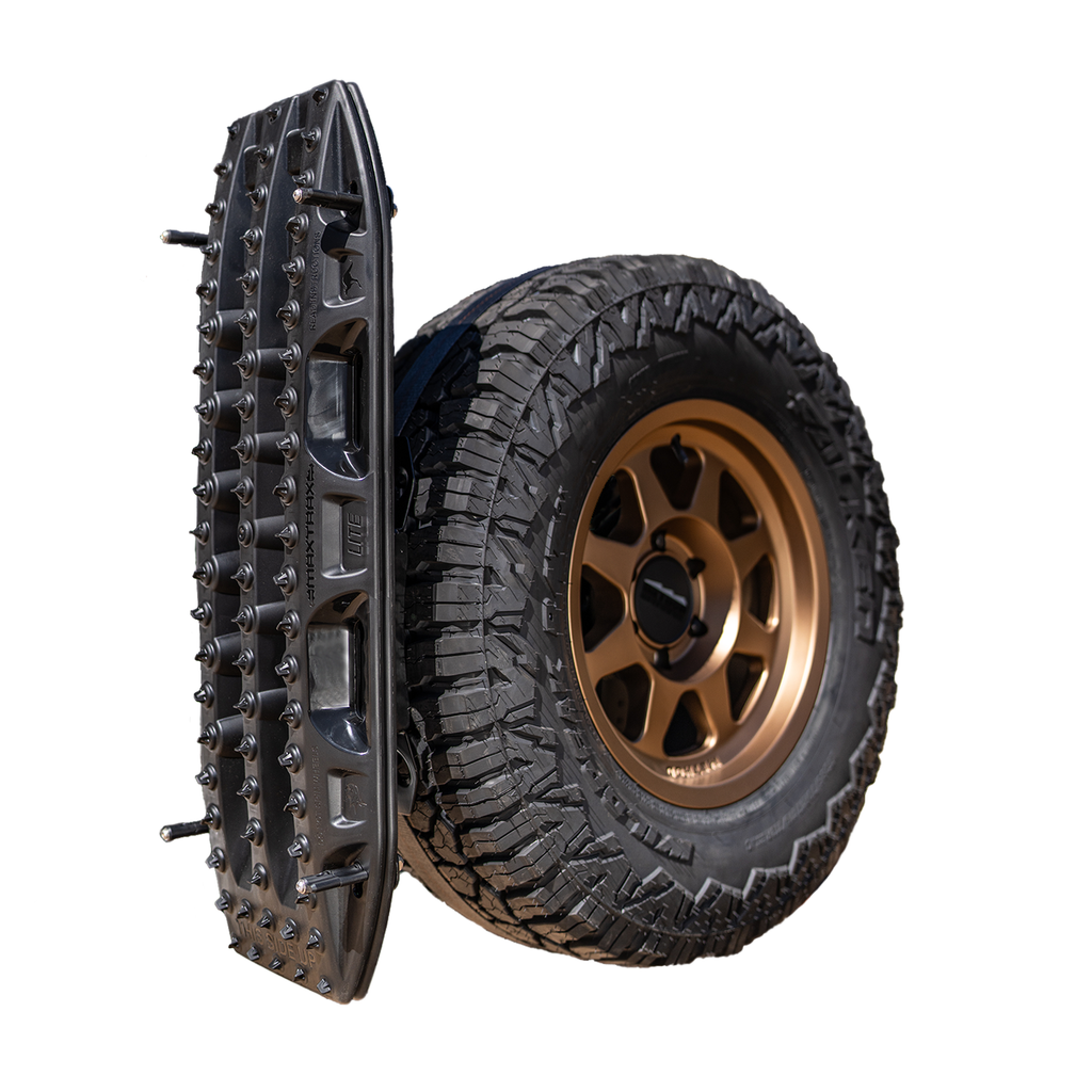 Overland Kitted MAXTRAX® LITE Spare Tire Mount - Rear Camera Friendly