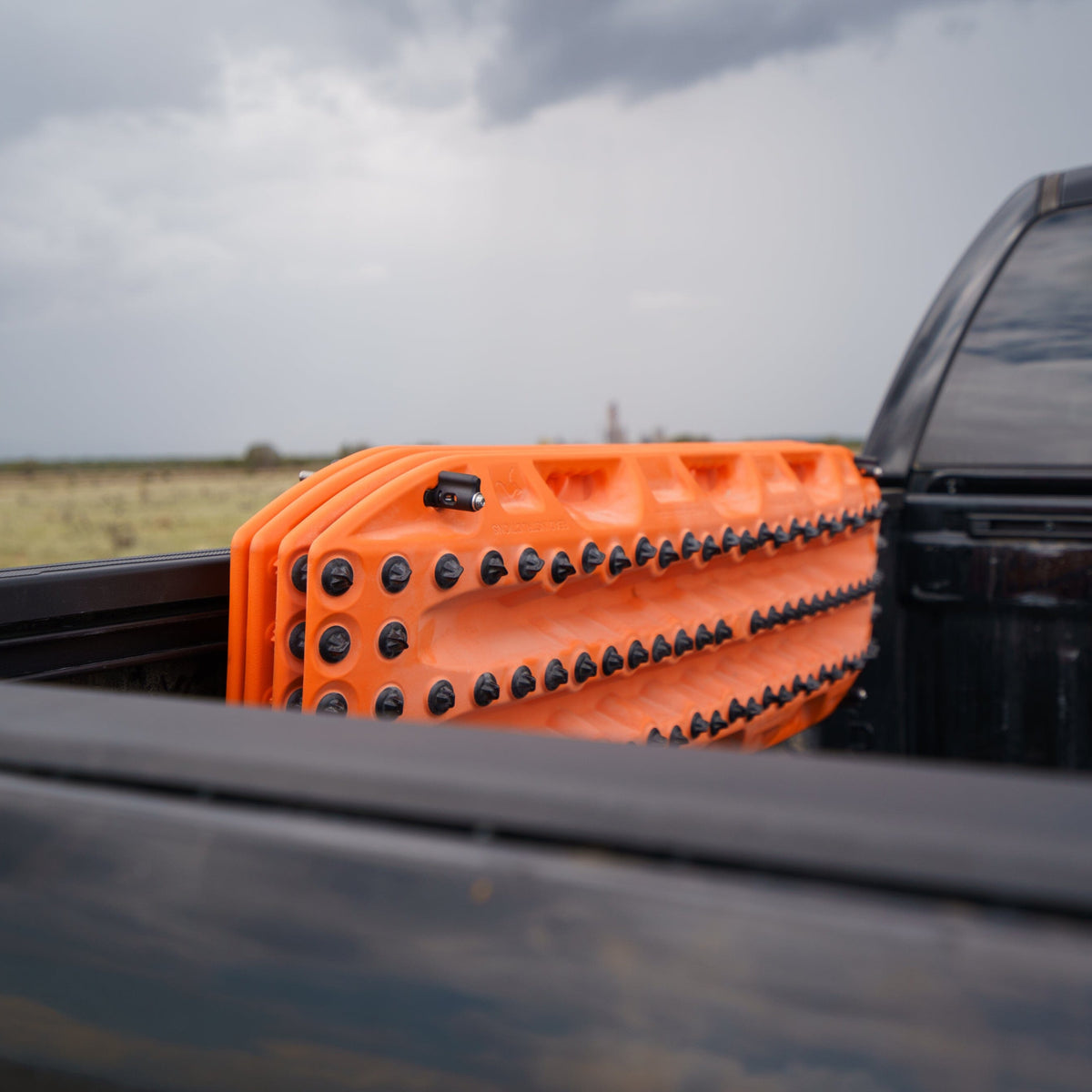 Overland Kitted Flat MAXTRAX Mounting Bars